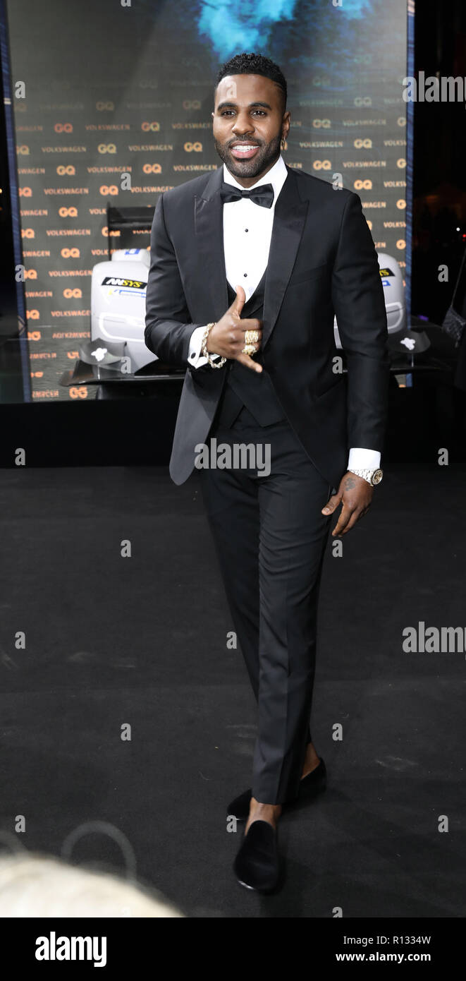 Berlin, Germany. 08th Nov, 2018. Singer Jason Derulo comes to the gala ...
