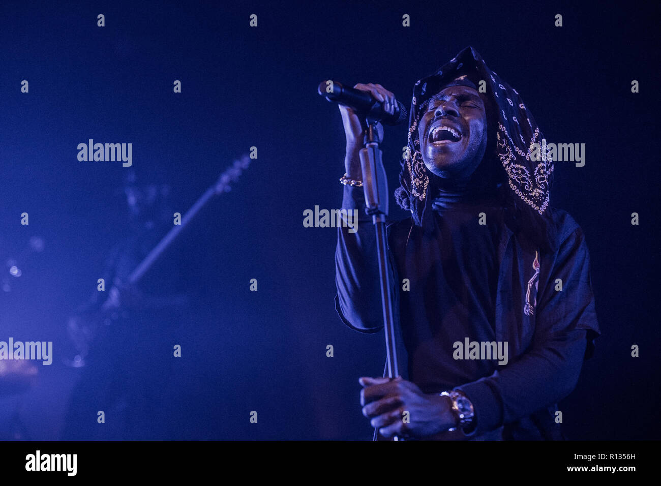Blood Orange Singer High Resolution Stock Photography and Images - Alamy
