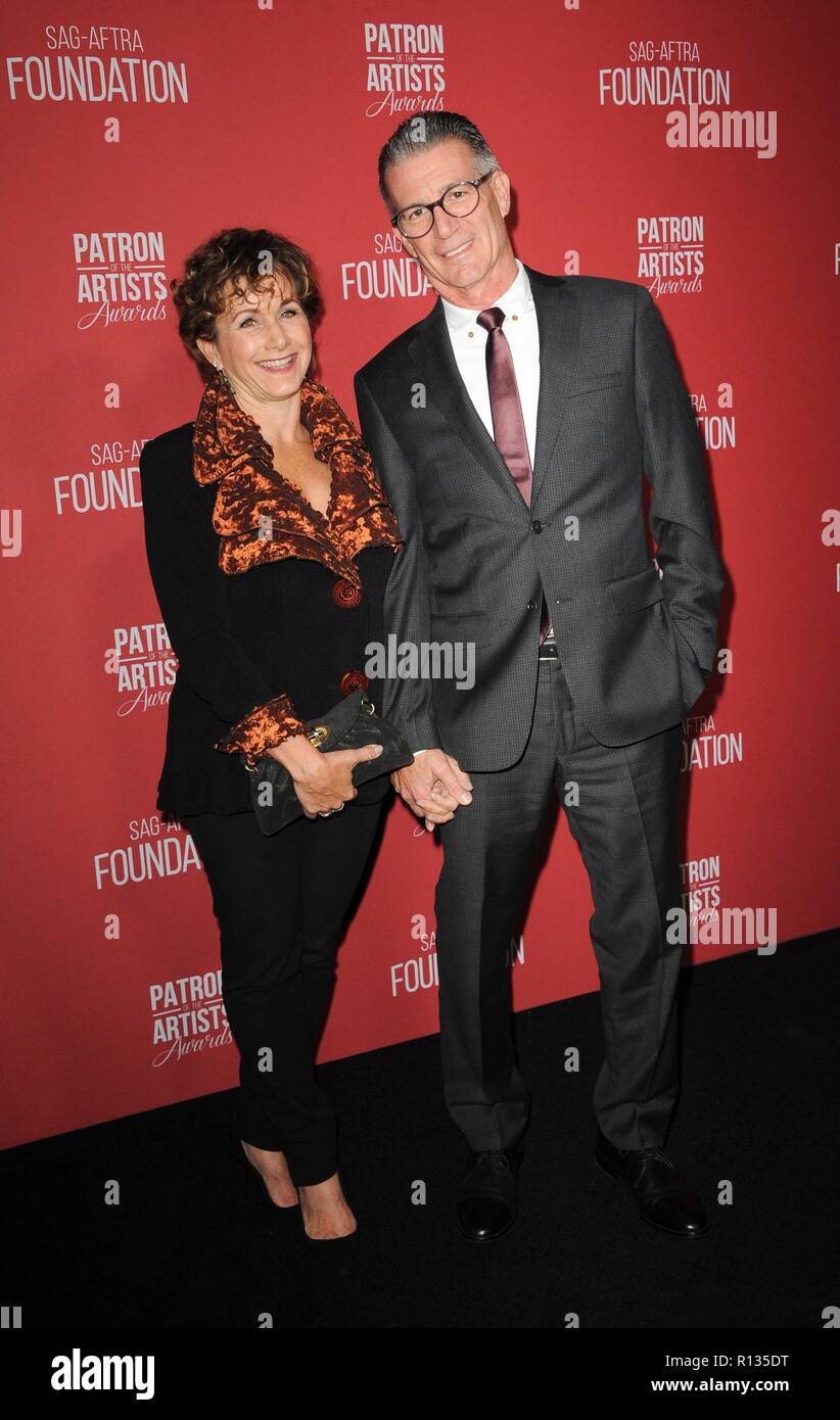 Charles isaacs hi-res stock photography and images - Alamy