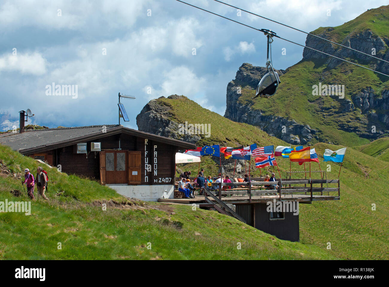 Hut Lodge High Resolution Stock Photography and Images - Alamy