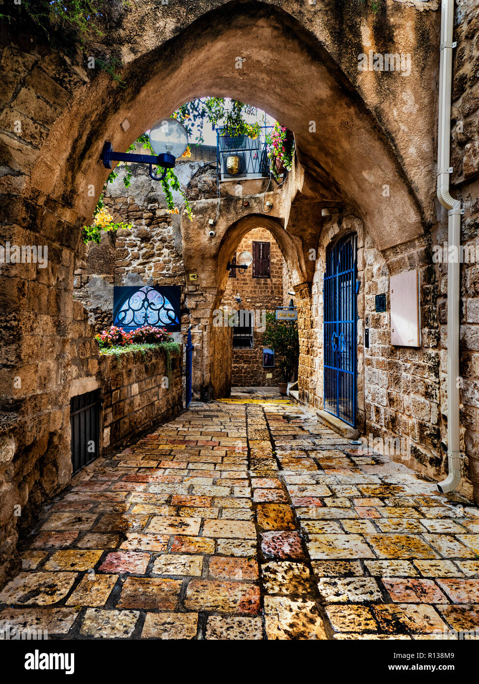 Israel doors hi-res stock photography and images - Alamy