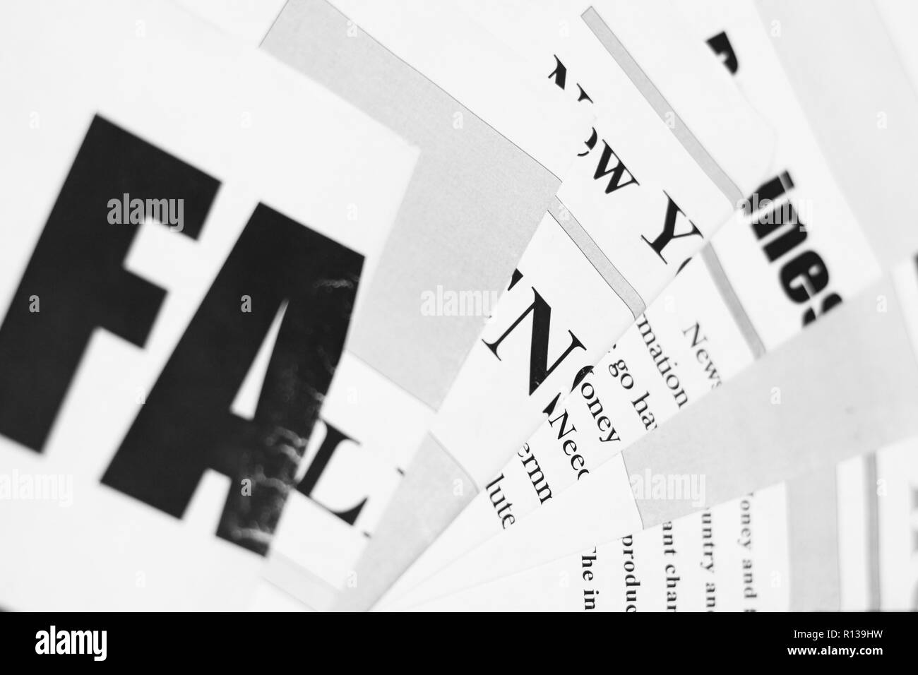 Newspaper article background hi-res stock photography and images - Alamy