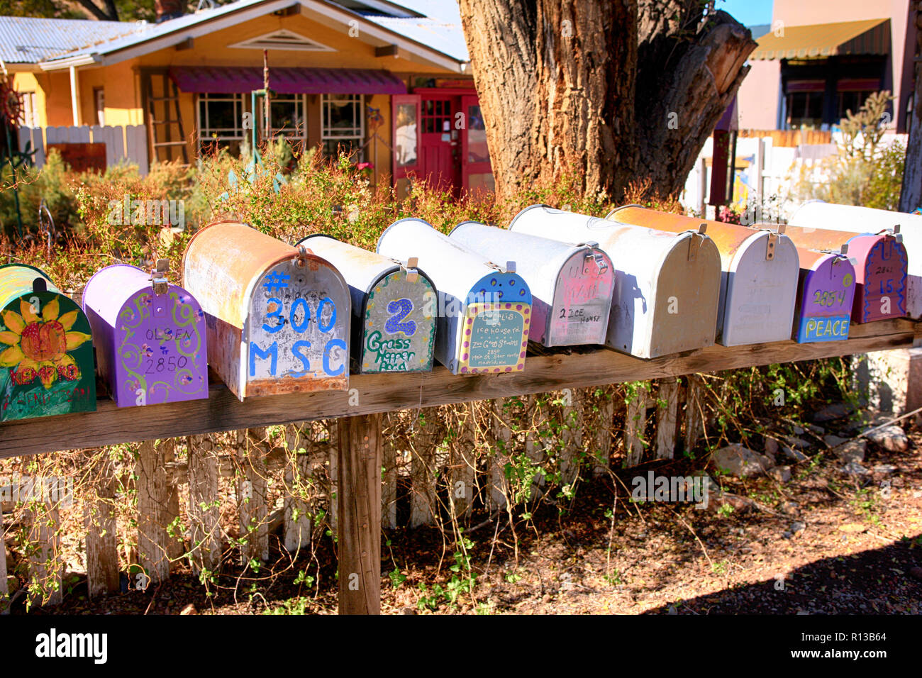 American mail boxes hi-res stock photography and images - Alamy