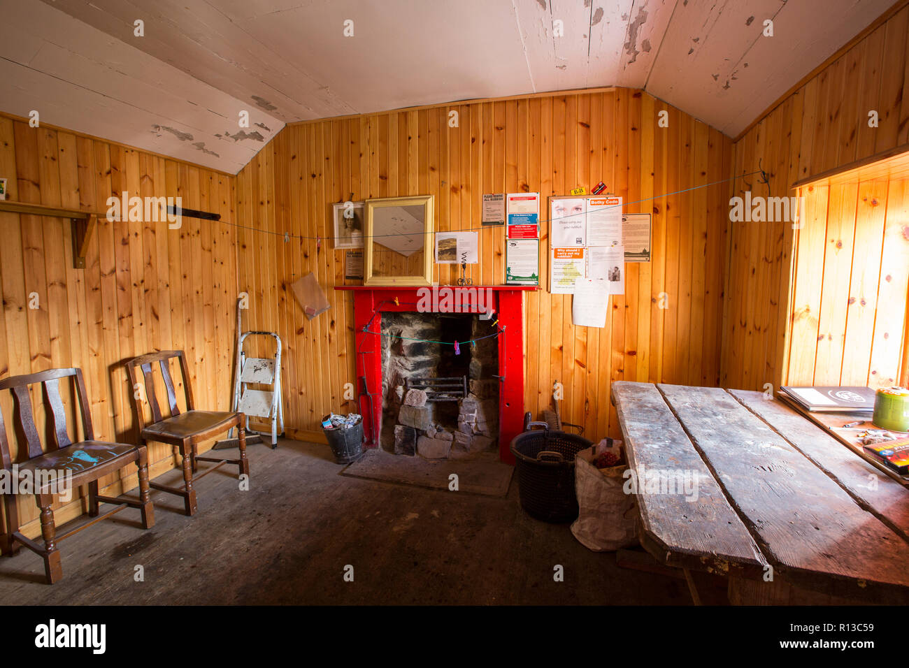 Strathan Bothy in Strath Shinary Sutherland, Scotland, UK Stock Photo ...