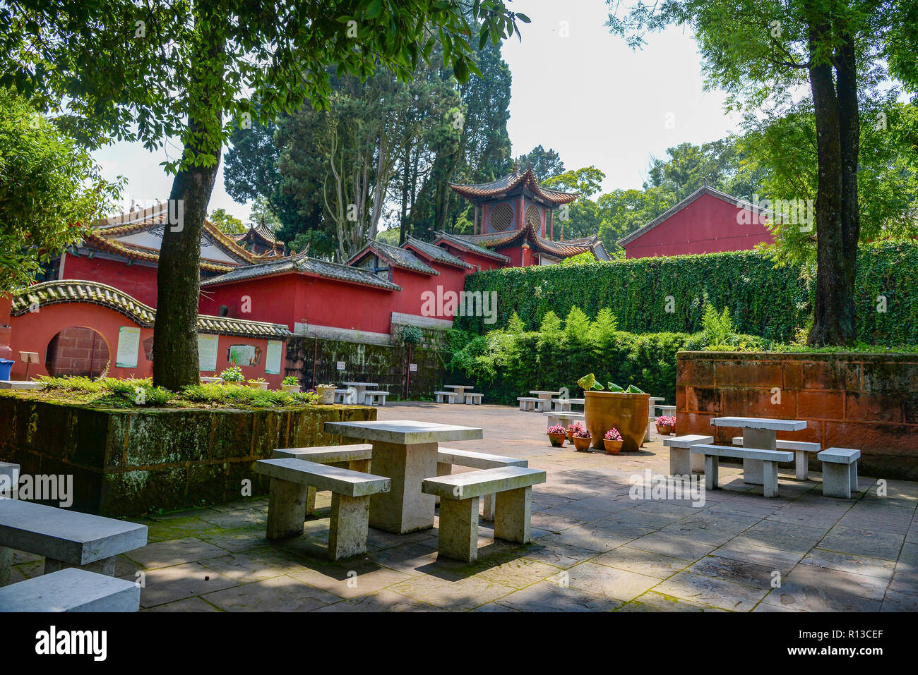 Courtyard Complex High Resolution Stock Photography and Images - Alamy