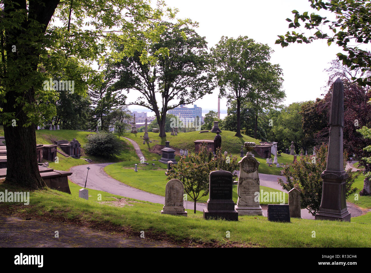 Green-Wood Cemetery in summer, Brooklyn, NY, USA Stock Photo - Alamy