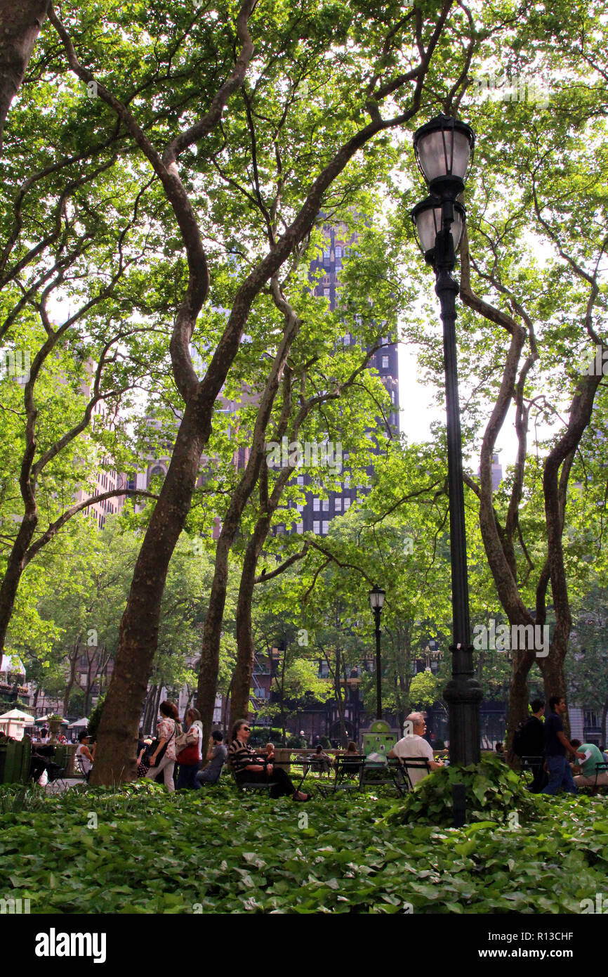 New york public space hi-res stock photography and images - Alamy