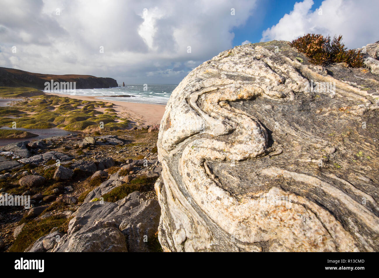 Lewisian gneiss sandwood bay sutherland hi-res stock photography and ...