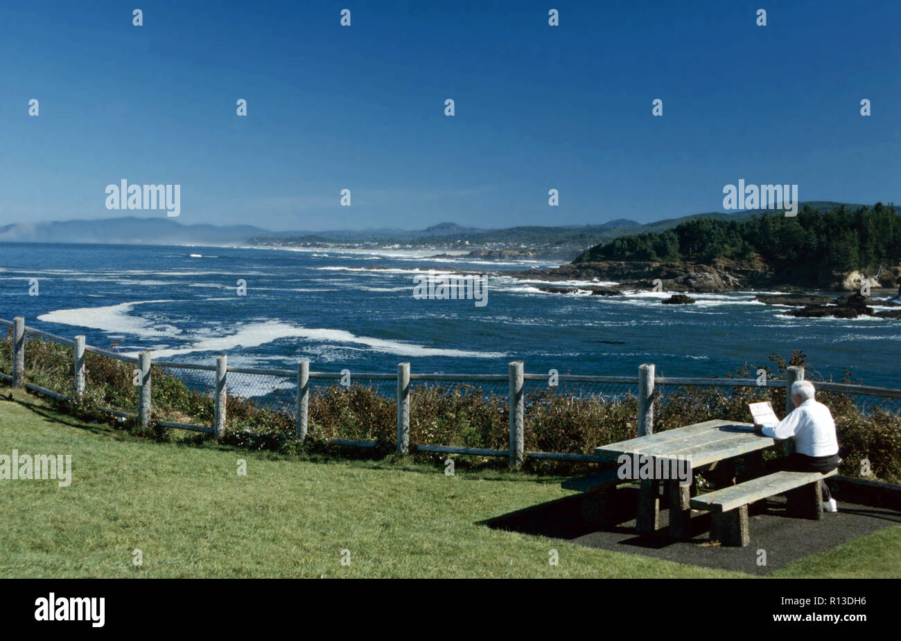Picnicking at Boiler Bay,Oregon Stock Photo - Alamy