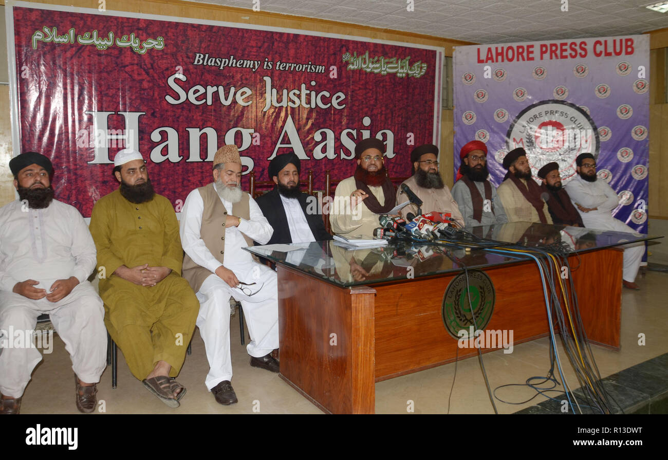 Tehreek e labaik islam hi-res stock photography and images - Alamy