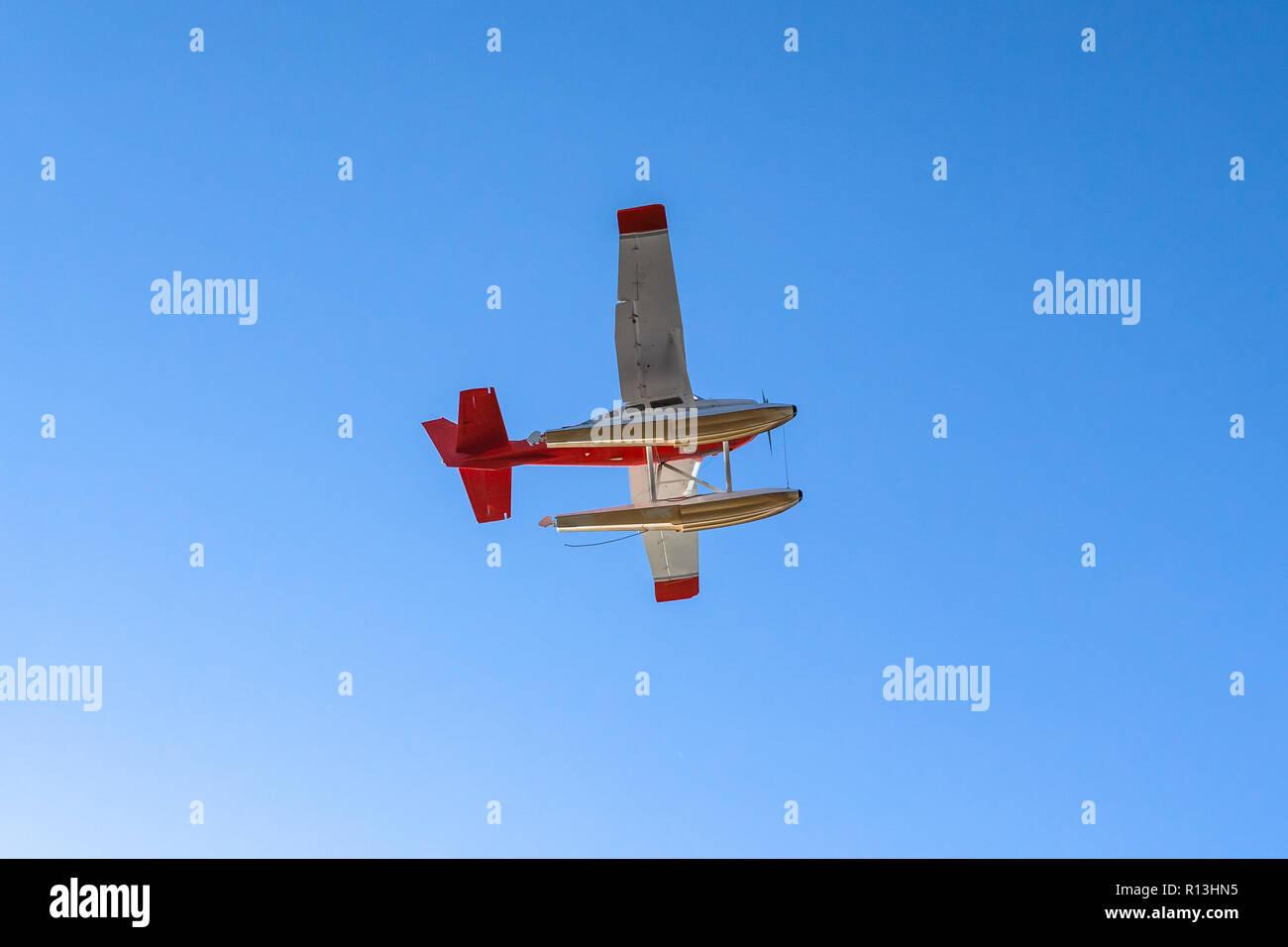 Small propeller plane flying in the sky hi-res stock photography and ...