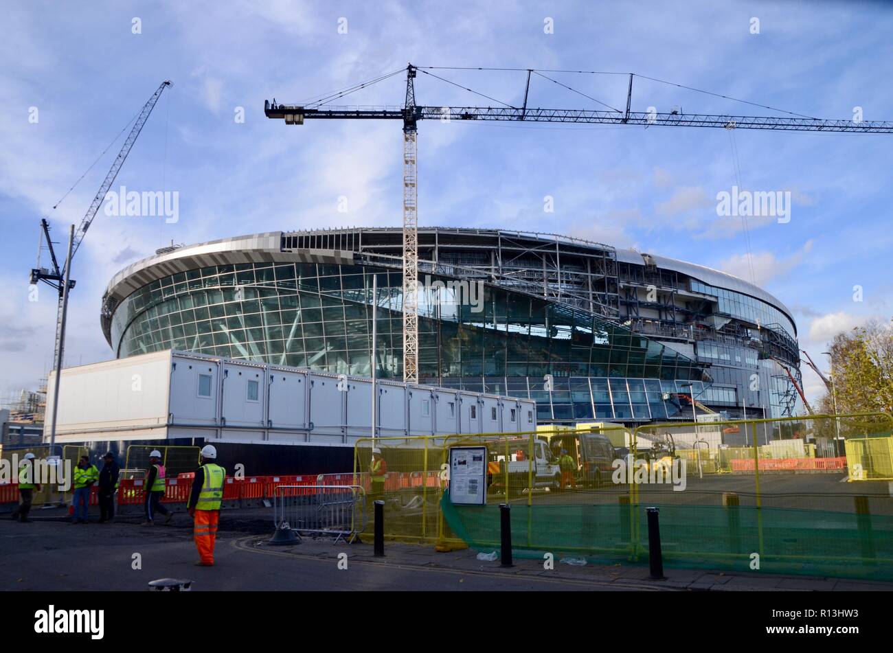 Construction site at tottenham hotspur new stadium hi-res stock ...