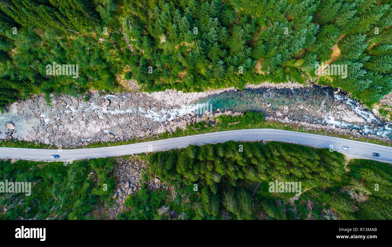 Aerial transportation hi-res stock photography and images - Alamy