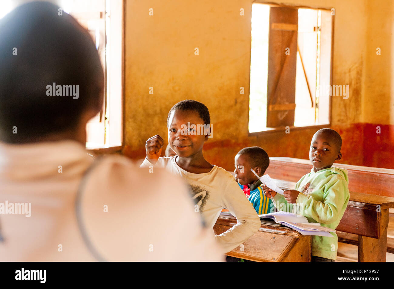 Cameroun children hi-res stock photography and images - Alamy