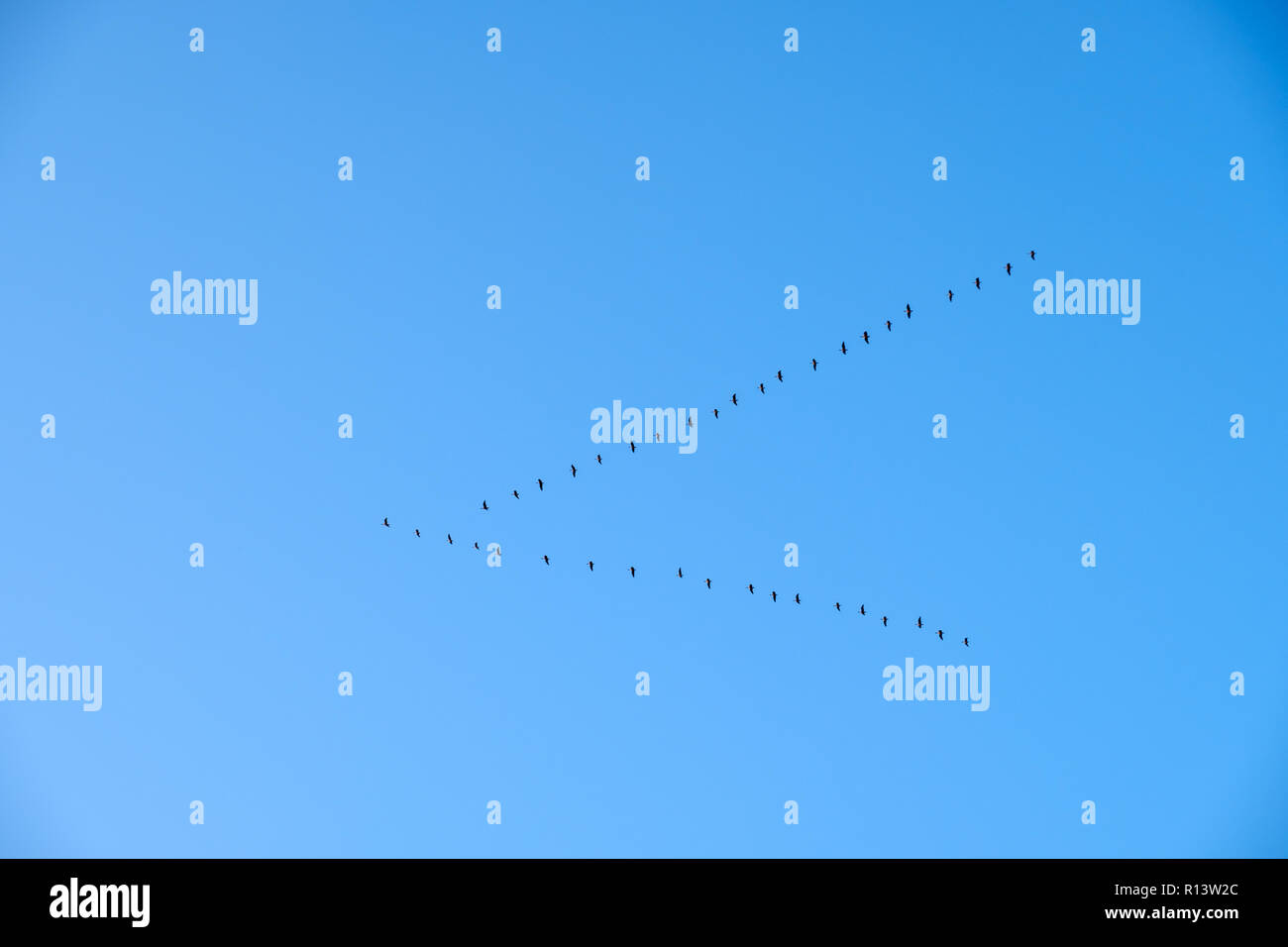 Cloud in shape of triangle hi-res stock photography and images - Alamy