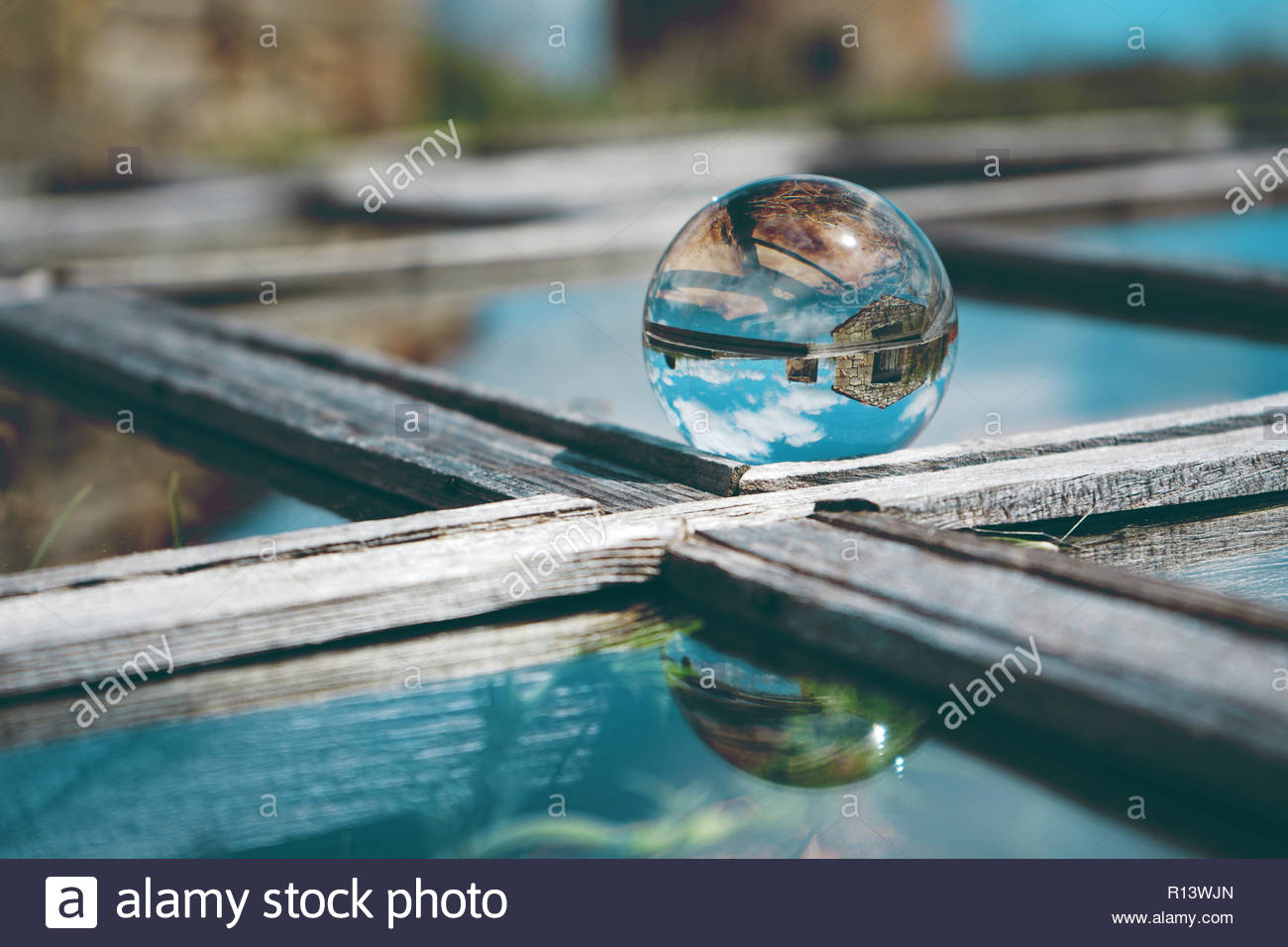 Sphere Water Feature Stock Photos & Sphere Water Feature Stock Images ...