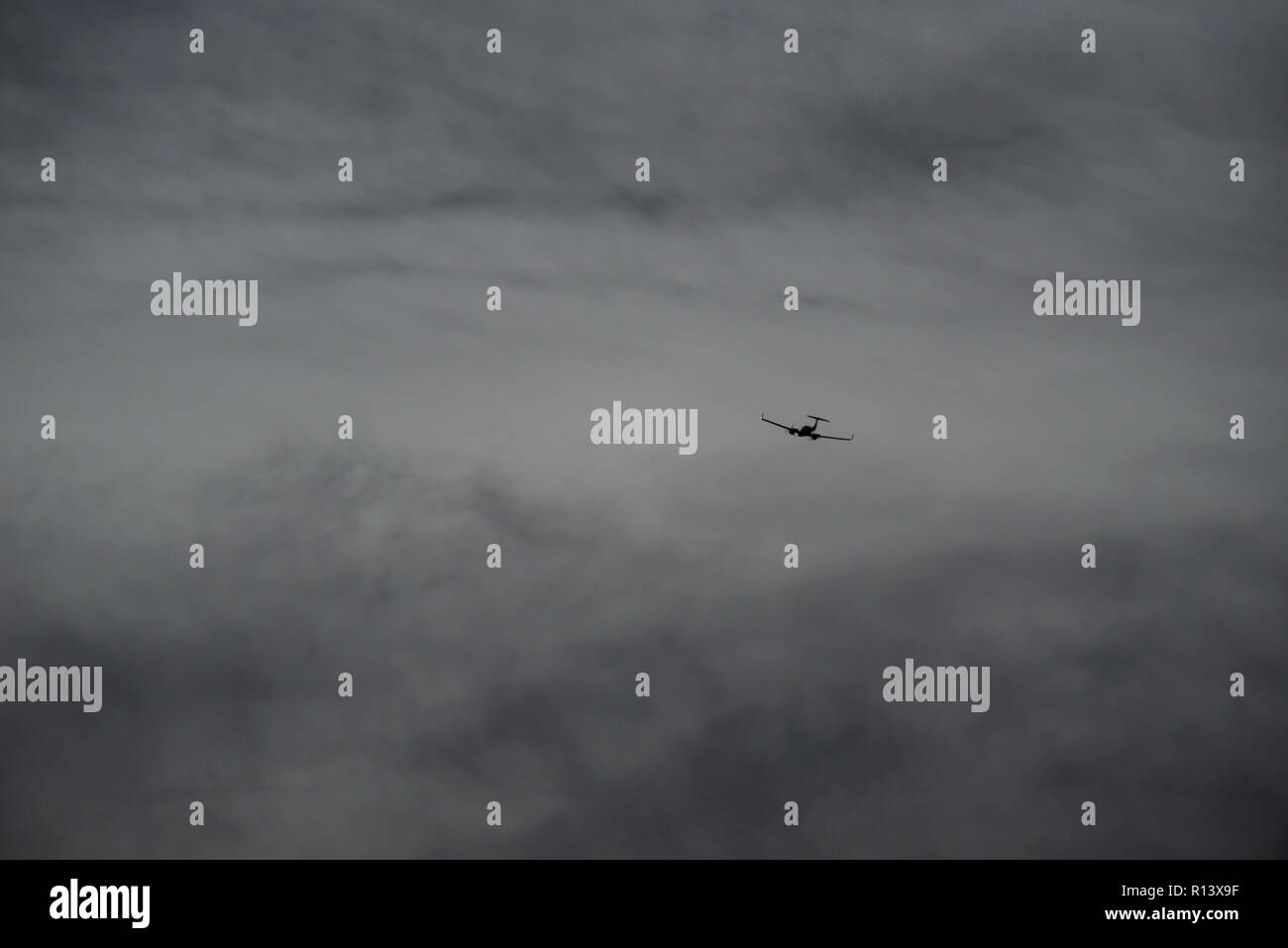 Dusk to dark hi-res stock photography and images - Alamy