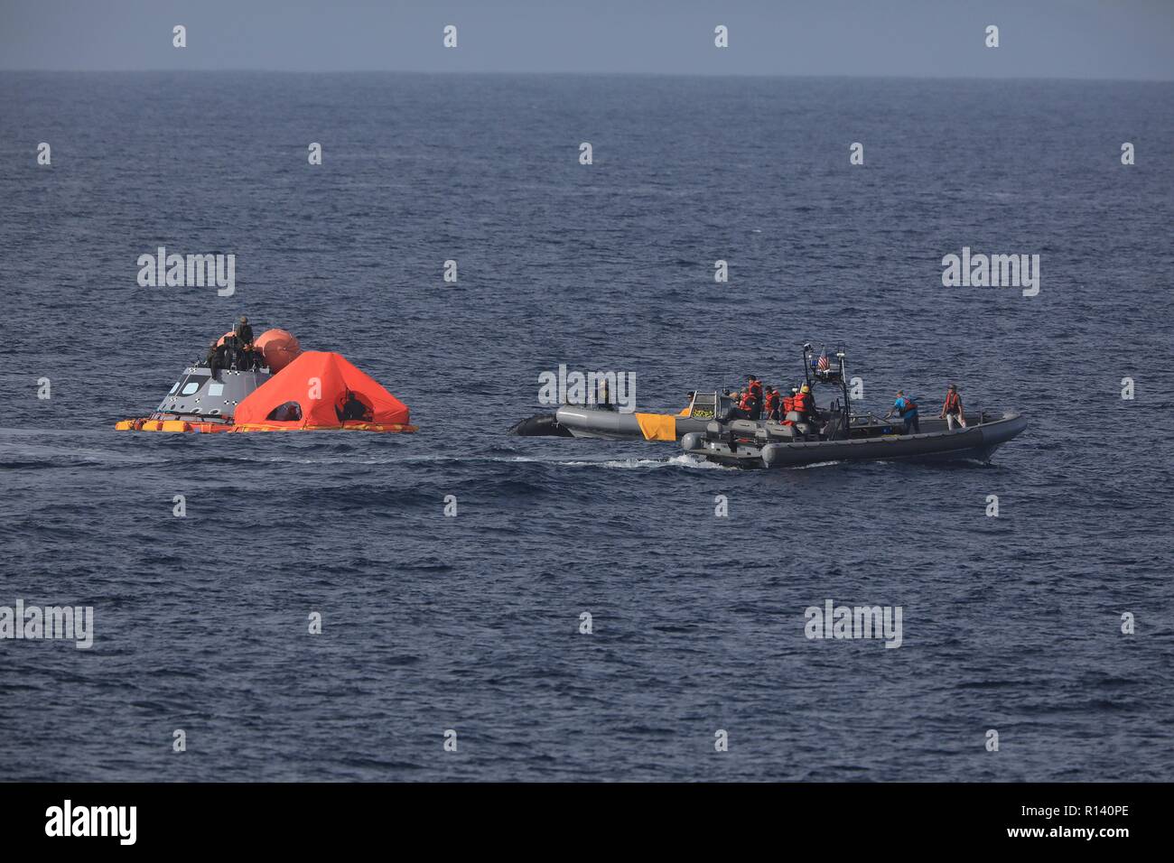 Life raft capsule hi-res stock photography and images - Alamy