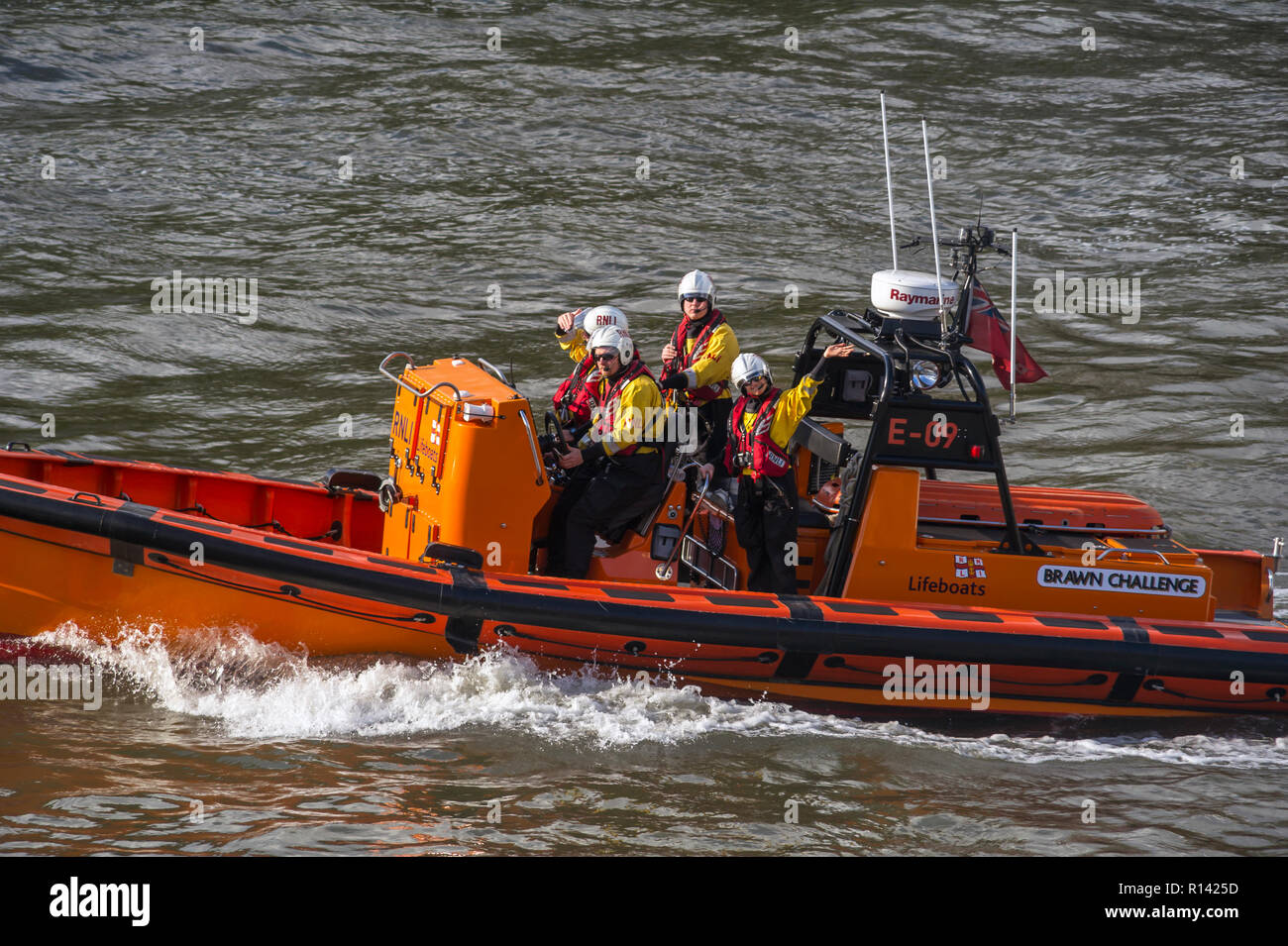 Rnli inshore lifeboat maritime volunteer hi-res stock photography and ...