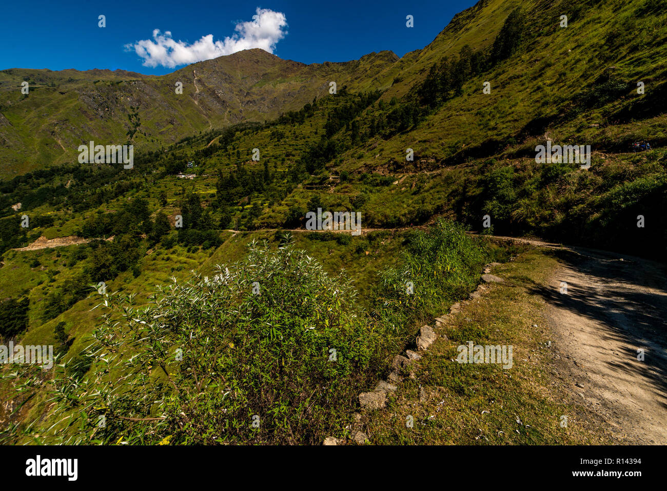 Landscape of Darma Valley / Dugtu Valley in Uttrakhand Stock Photo - Alamy