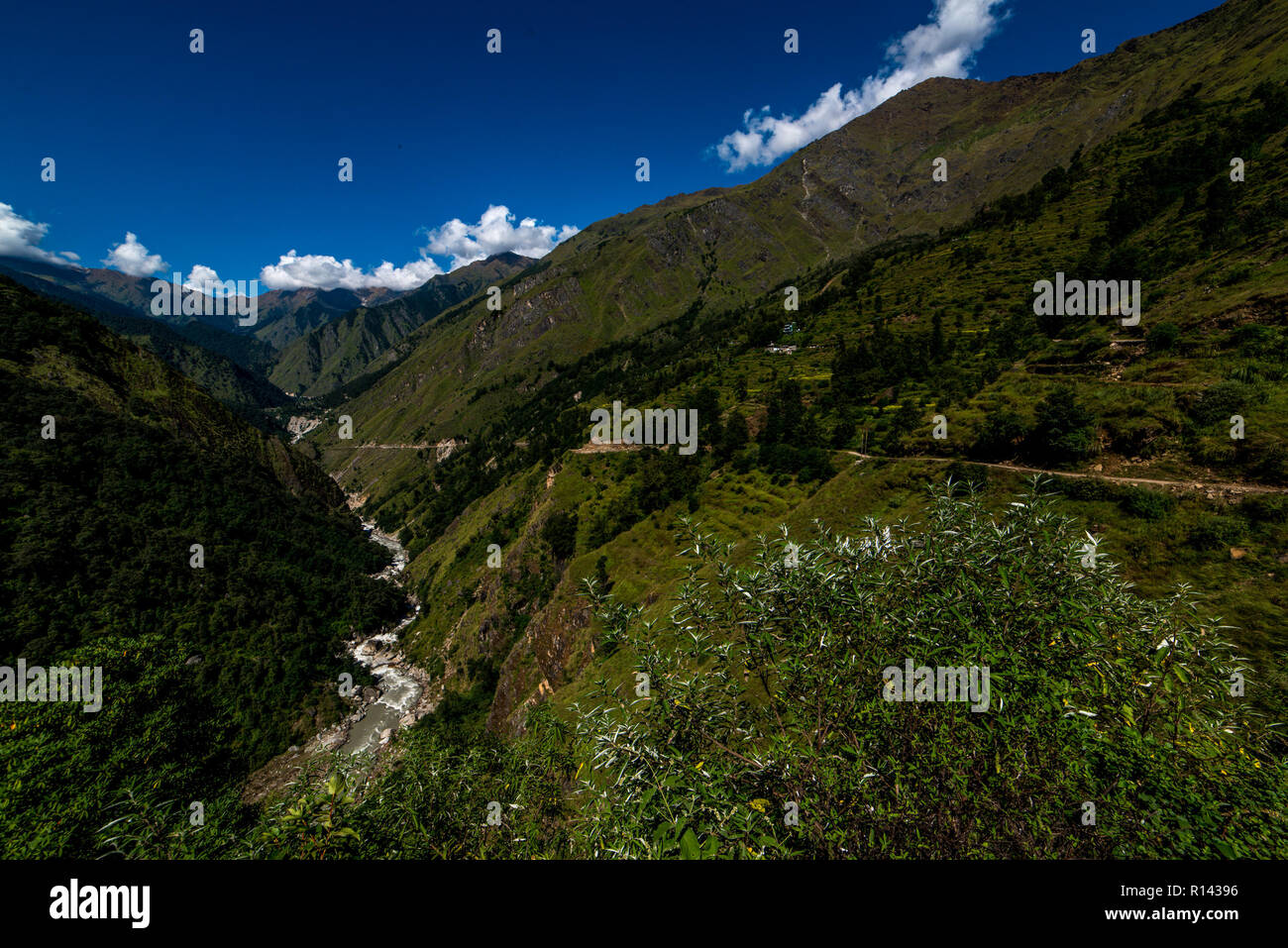 Landscape of Darma Valley / Dugtu Valley in Uttrakhand Stock Photo - Alamy