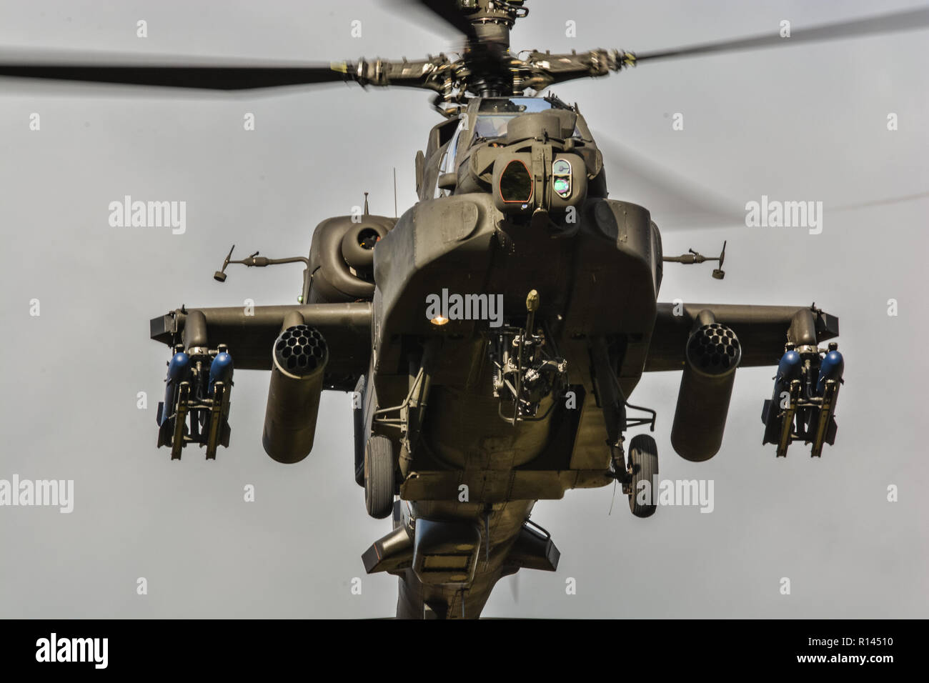 Military Apache Helicopter Stock Photo - Alamy