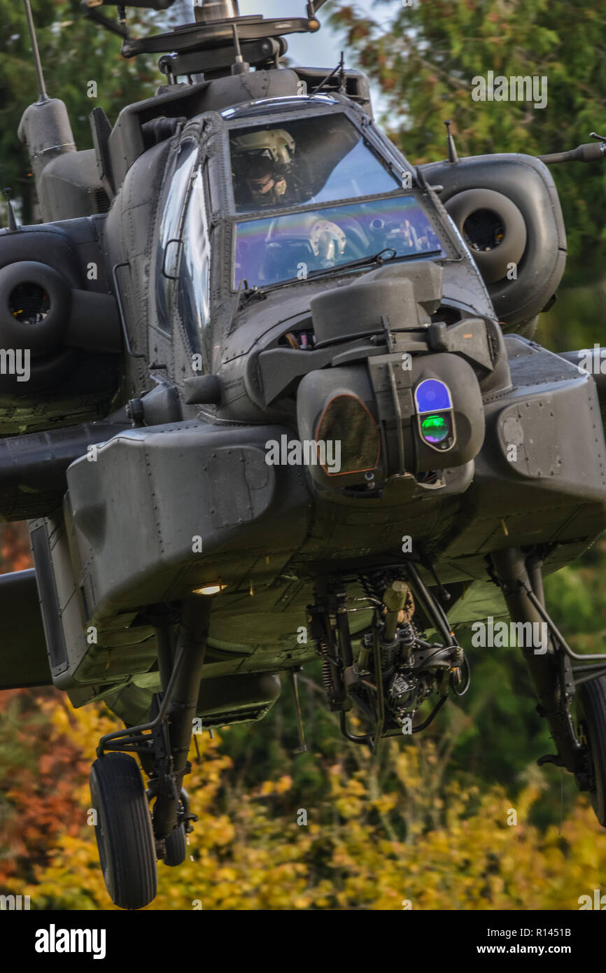 Apache helicopter armed forces uk hi-res stock photography and images ...