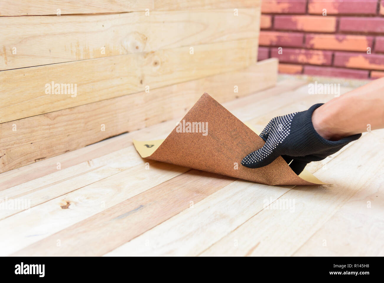 Sand paper wood hi-res stock photography and images - Alamy