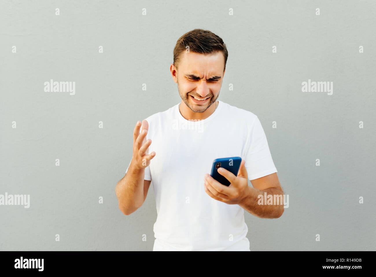 Rude cell phone hi-res stock photography and images - Alamy