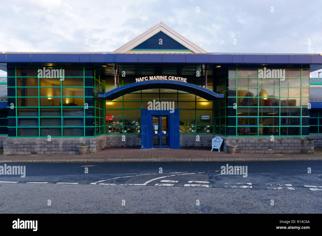 North atlantic fisheries college hi-res stock photography and images ...