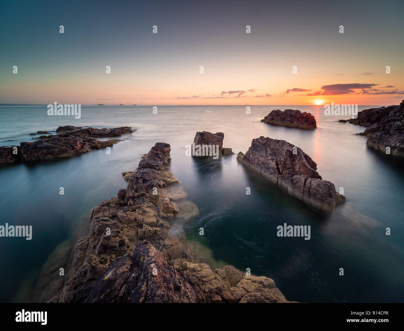 Beautiful nature scenery sunrise hi-res stock photography and images ...