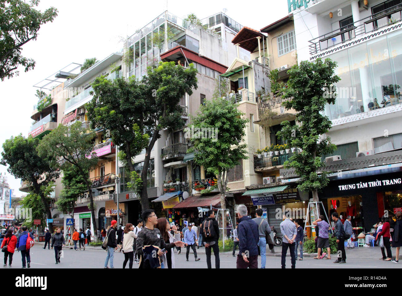 Dai phun nouc hi-res stock photography and images - Alamy