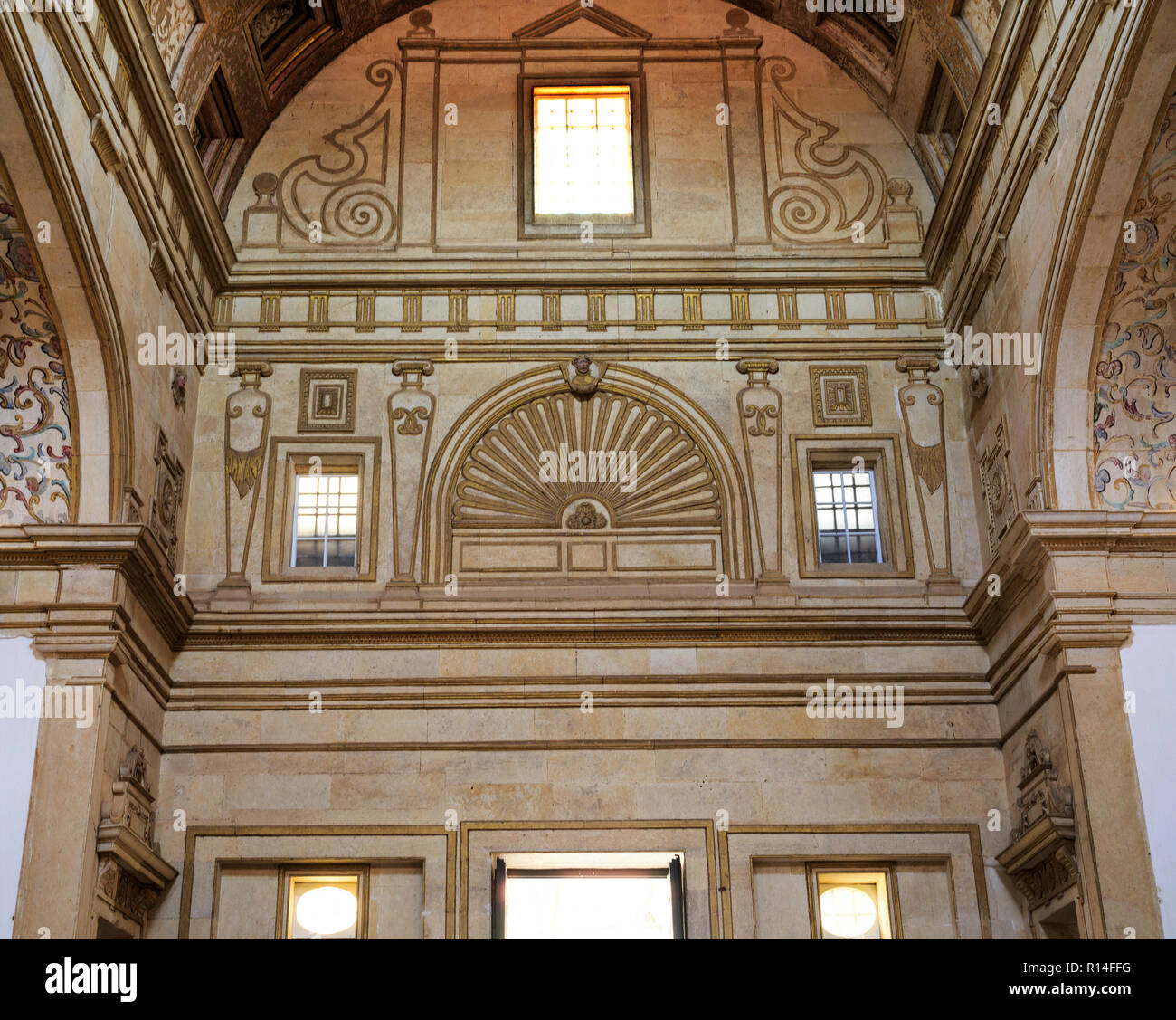 16th century sacristy hi-res stock photography and images - Alamy