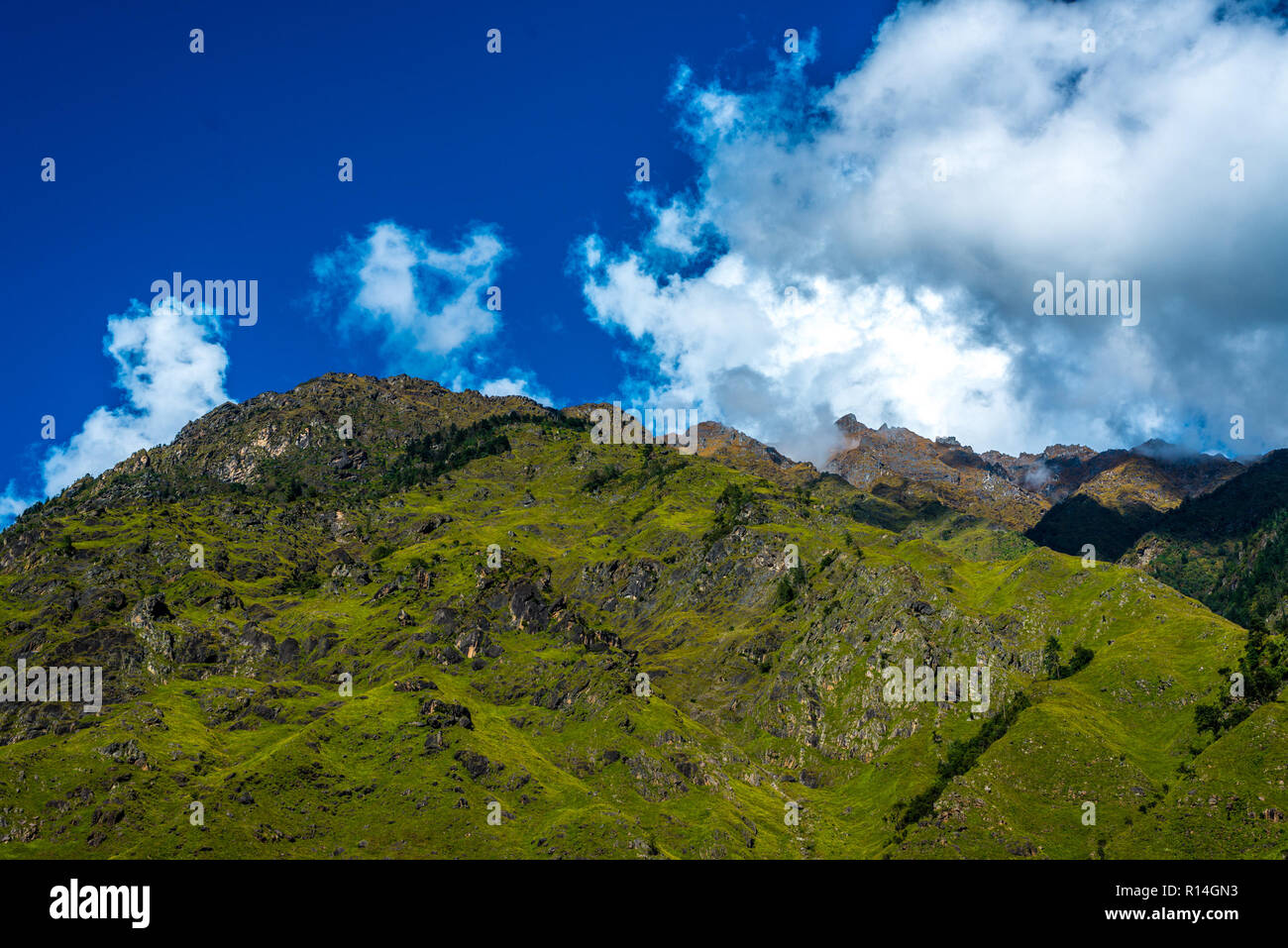Darma Valley / Dugtu Valley in Uttrakhand Stock Photo - Alamy