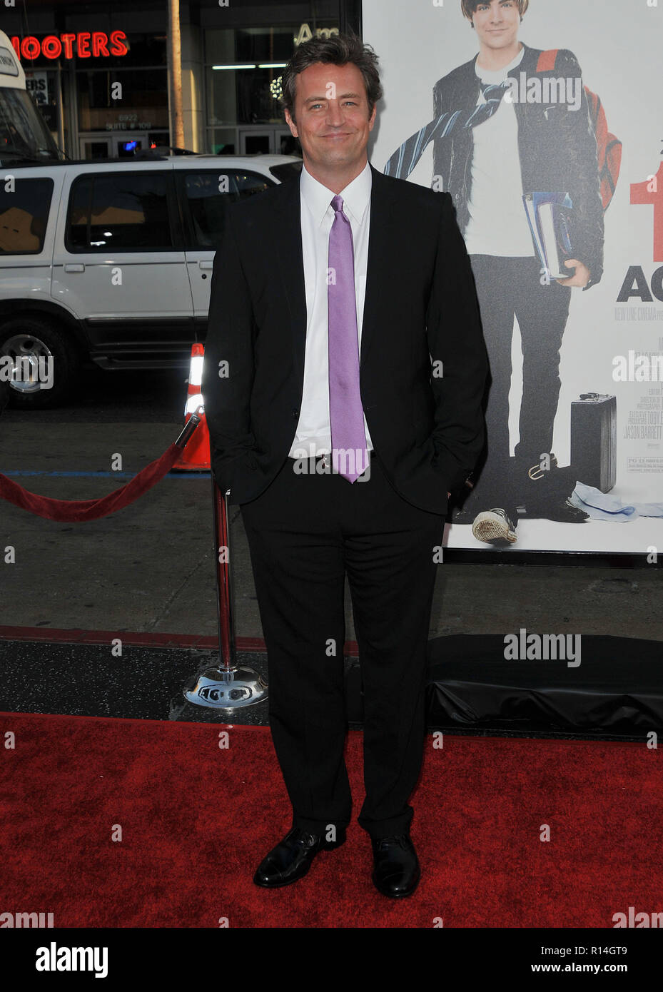Matthew Perry - 17 Again Los Angeles Premiere at the Chinese Theatre In ...