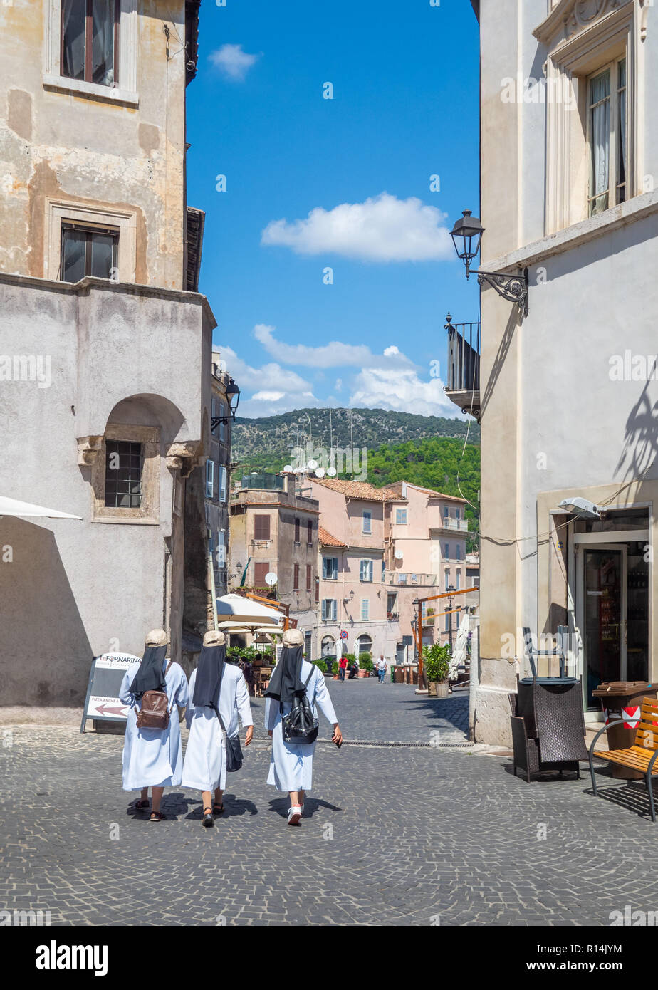 Tivoli (Italy) - The nice little town on the hill in province of Rome ...