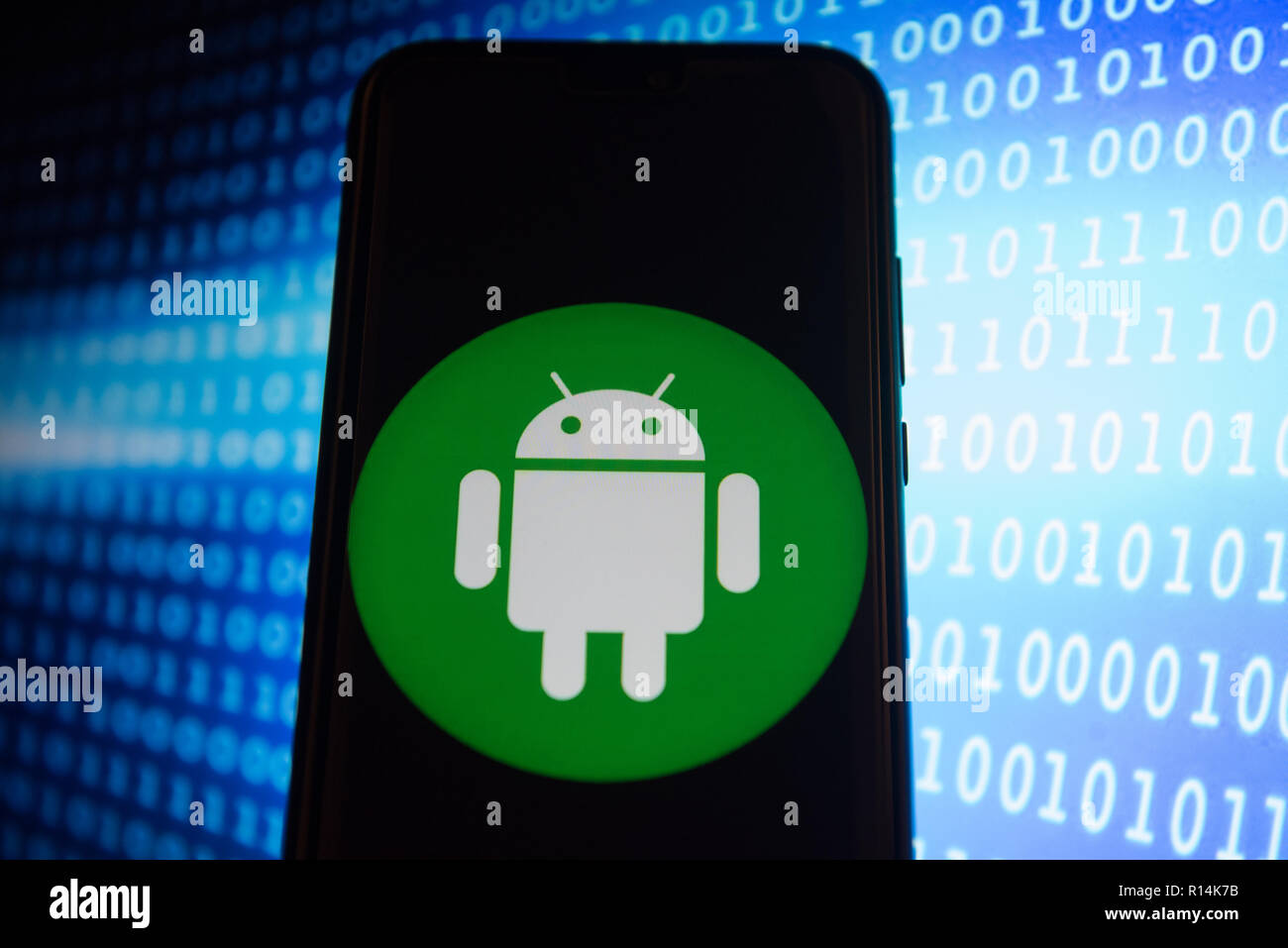 Android device logo hi-res stock photography and images - Alamy