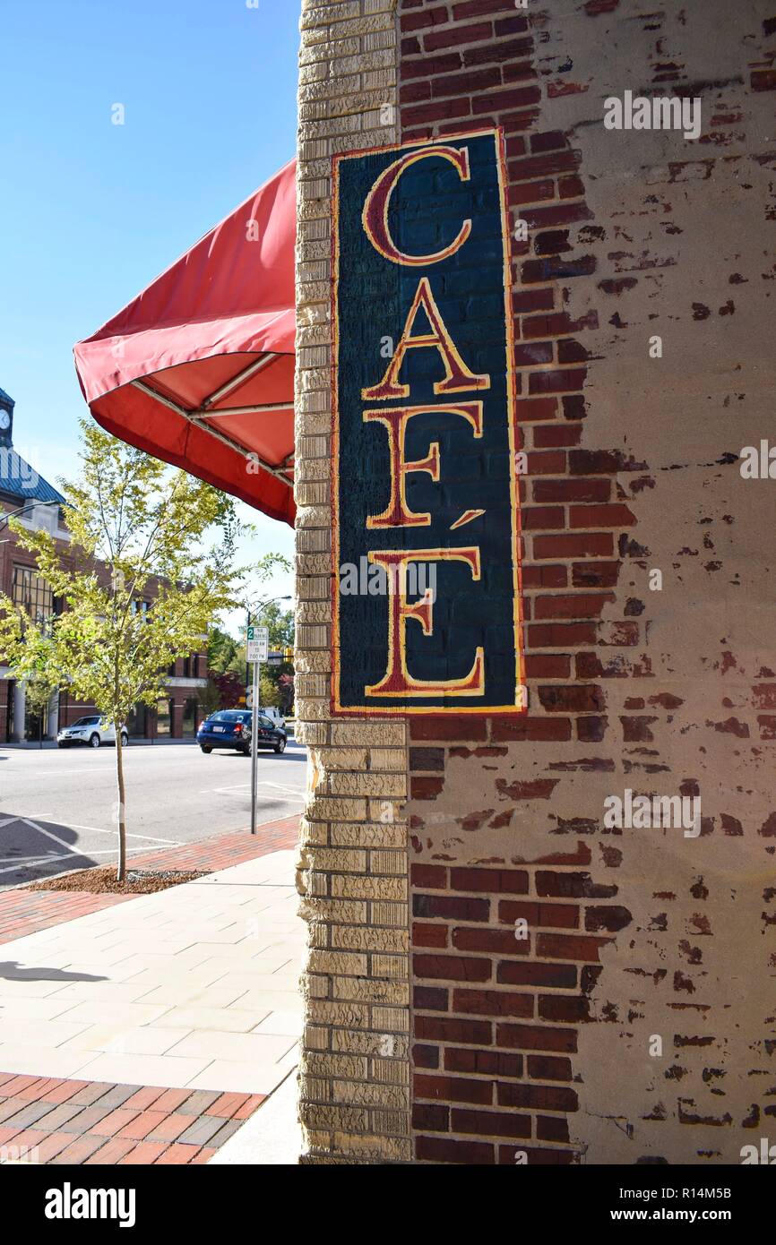 Painted brick sign hi-res stock photography and images - Alamy