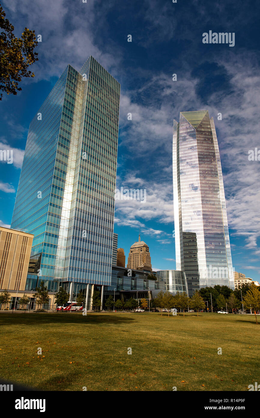 Devon energy center oklahoma hi-res stock photography and images - Alamy