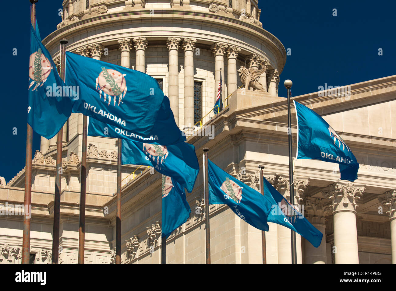 Oklahoma capitol building dome hi-res stock photography and images - Alamy