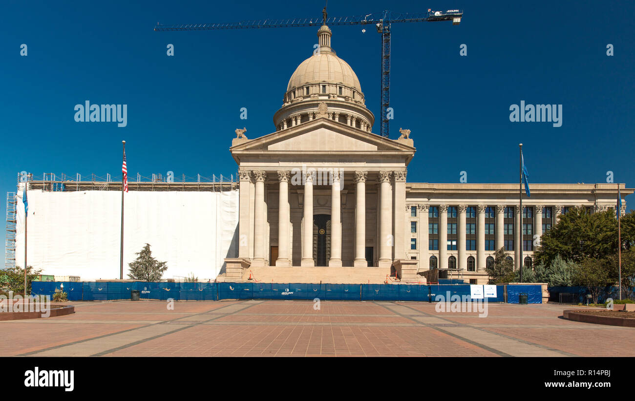 Oklahoma capitol building dome hi-res stock photography and images - Alamy