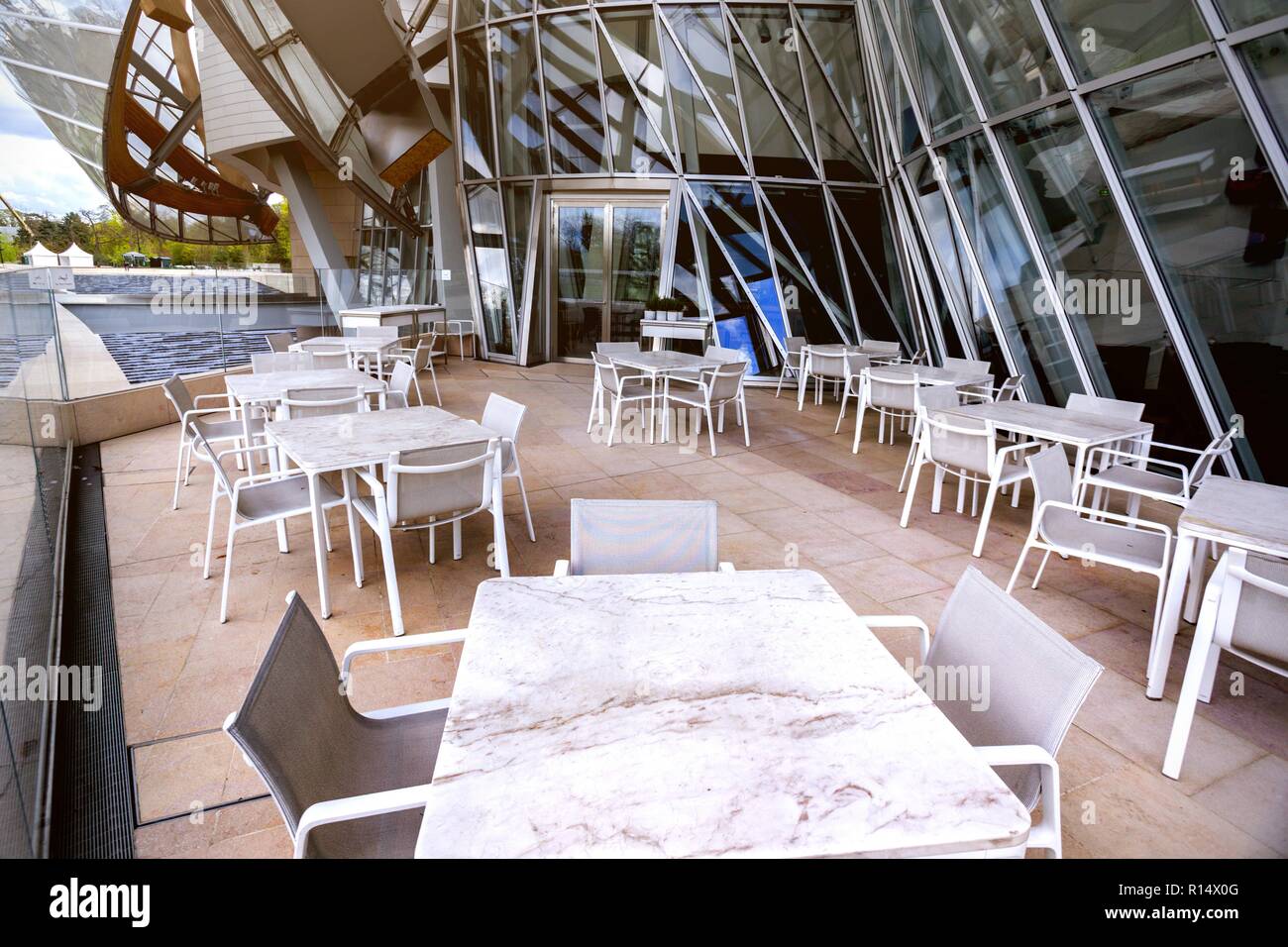 empty street cafe in the Bois de Boulogne. paris, france Stock Photo ...