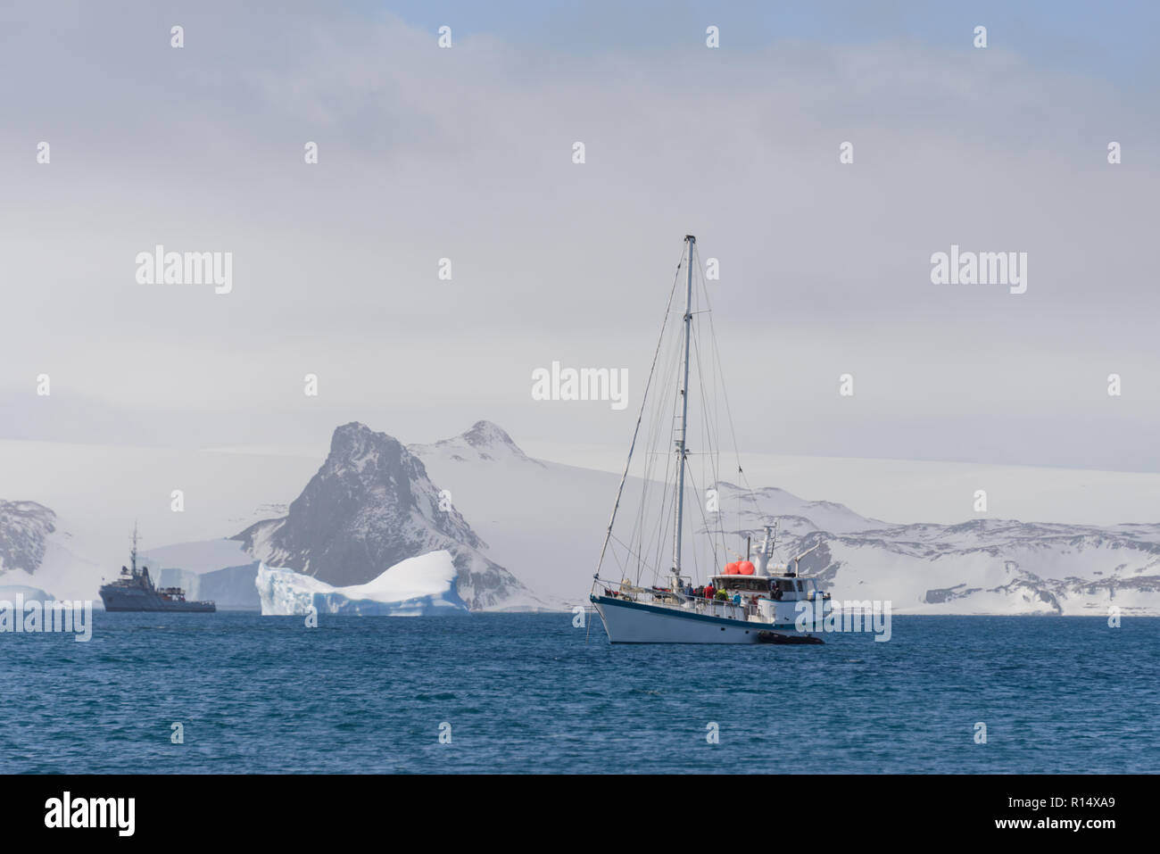 Iceberg in water yacht hi-res stock photography and images - Alamy
