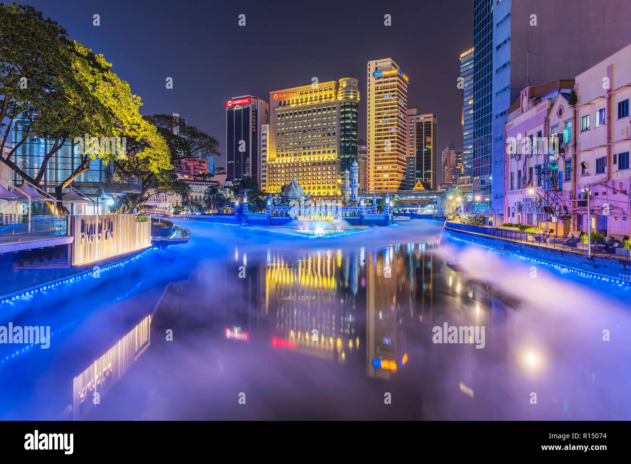 Kuala lumpur klang river night fog hi-res stock photography and images ...