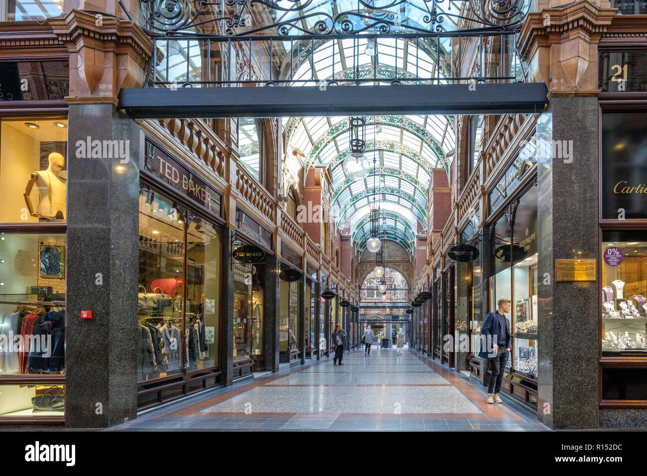 Leeds arcades leeds victorian arcades hi-res stock photography and ...