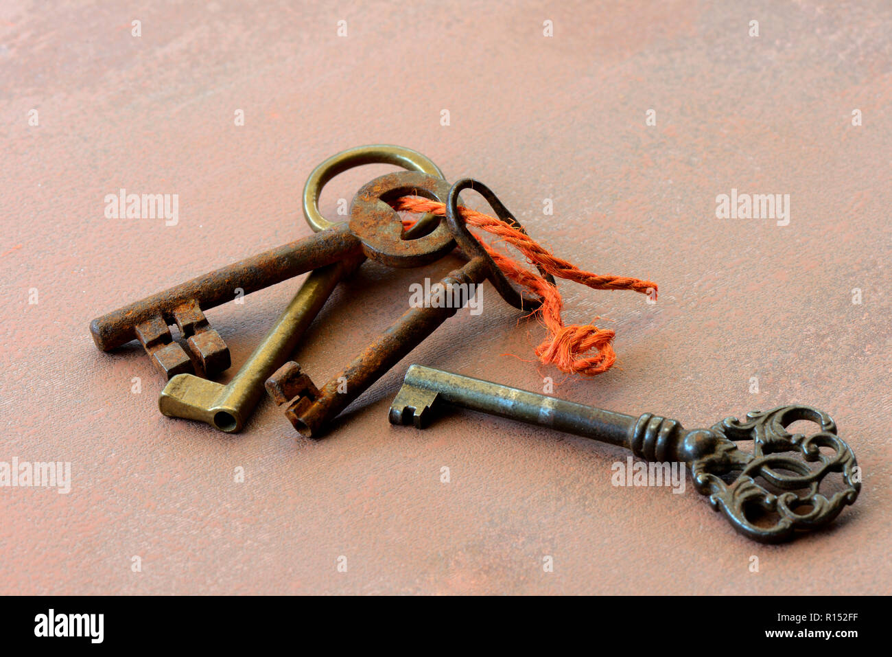 Old rusty metals hi-res stock photography and images - Alamy