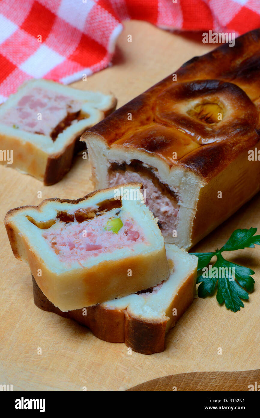 Meat pie hi-res stock photography and images - Alamy