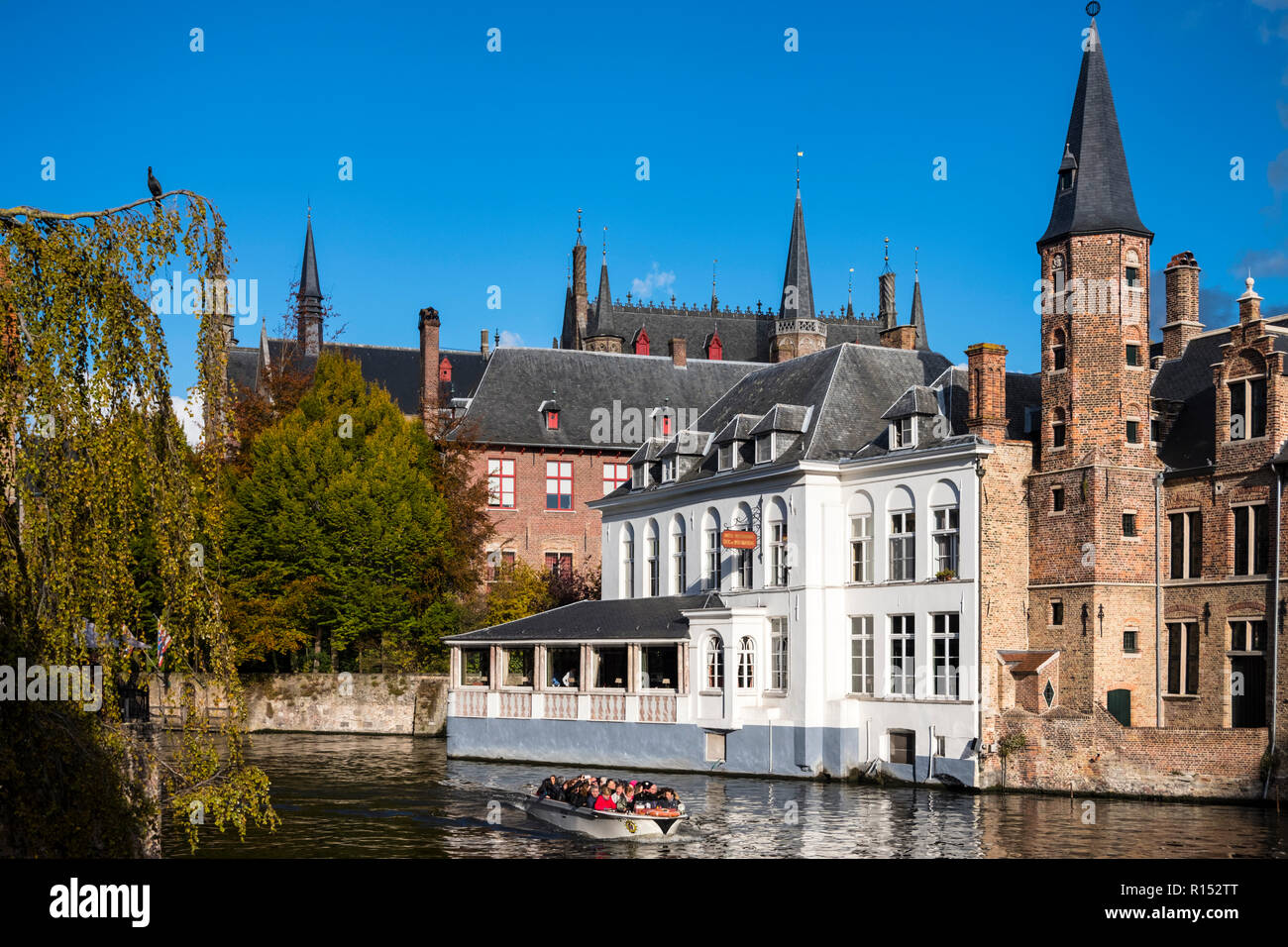 Tourist boat on Dijver, bruges, Belgium Stock Photo - Alamy