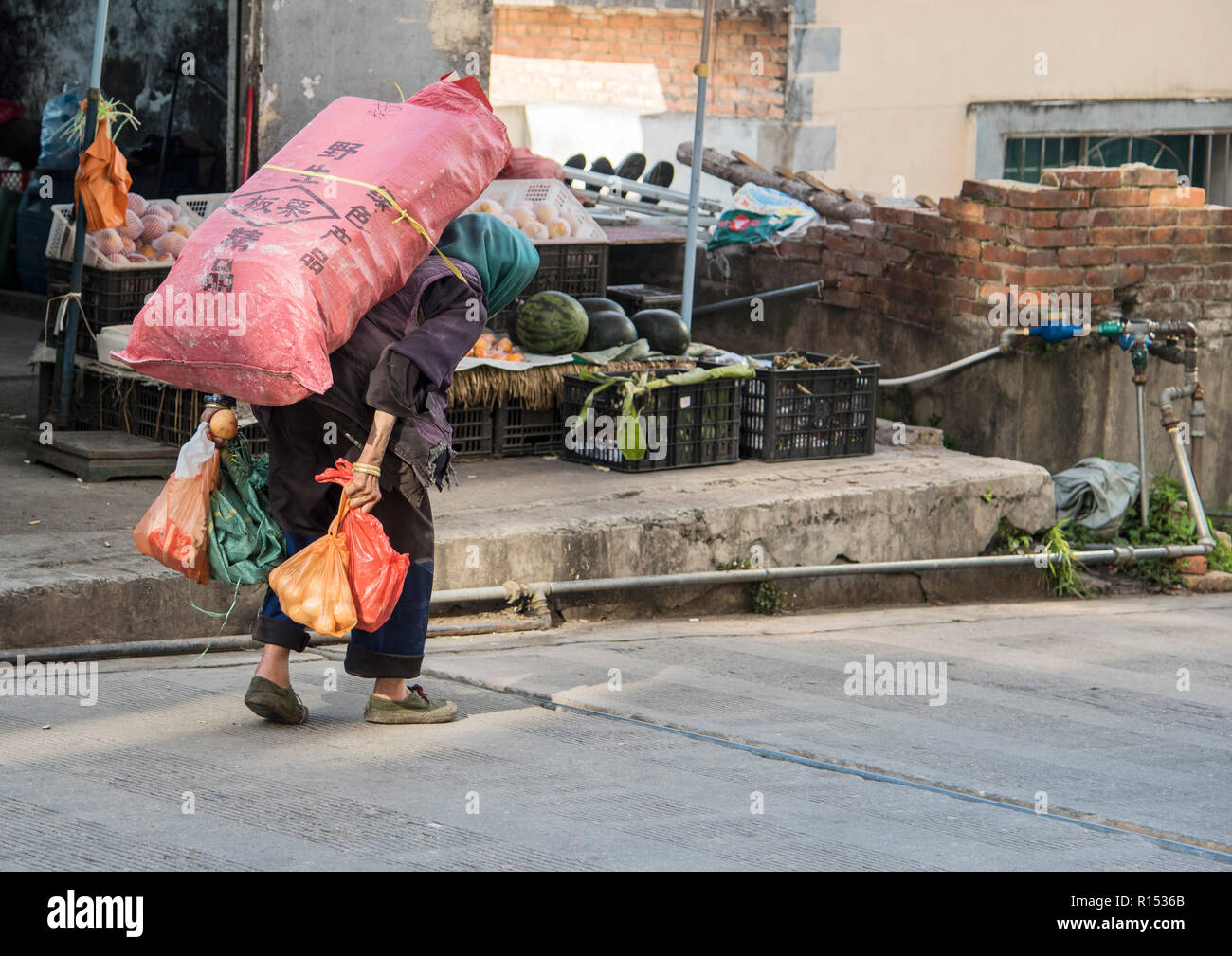 Heavy_load hi-res stock photography and images - Alamy