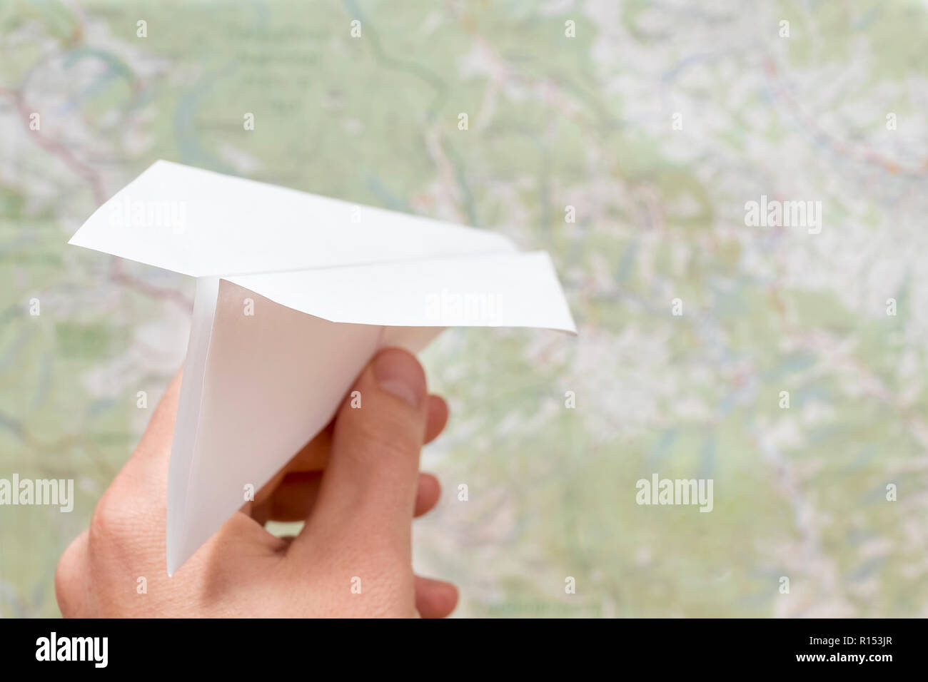 Paper aeroplane map hi-res stock photography and images - Alamy